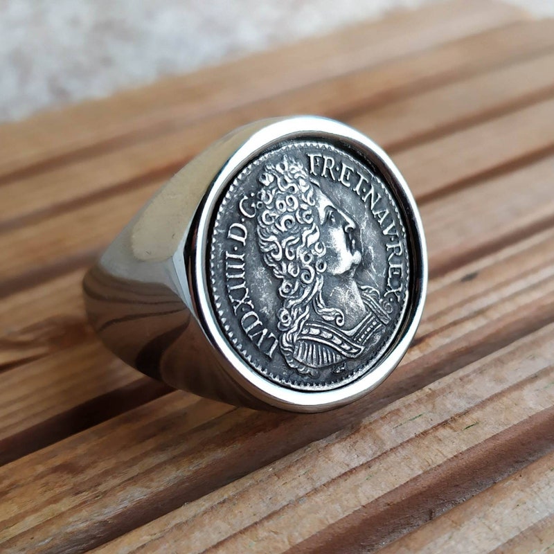 Signet Ring - Etsy