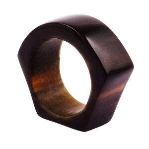 Round Smooth Oryx Horn Ring, 4-sided Antelope Horn Shofar Israel ...