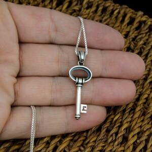 Key Necklaces for Women Silver Key Talisman Key Pendant Necklace Silver ...