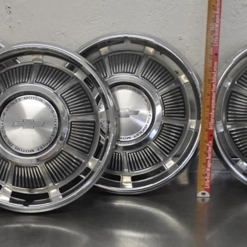 Vintage Hubcaps - Etsy