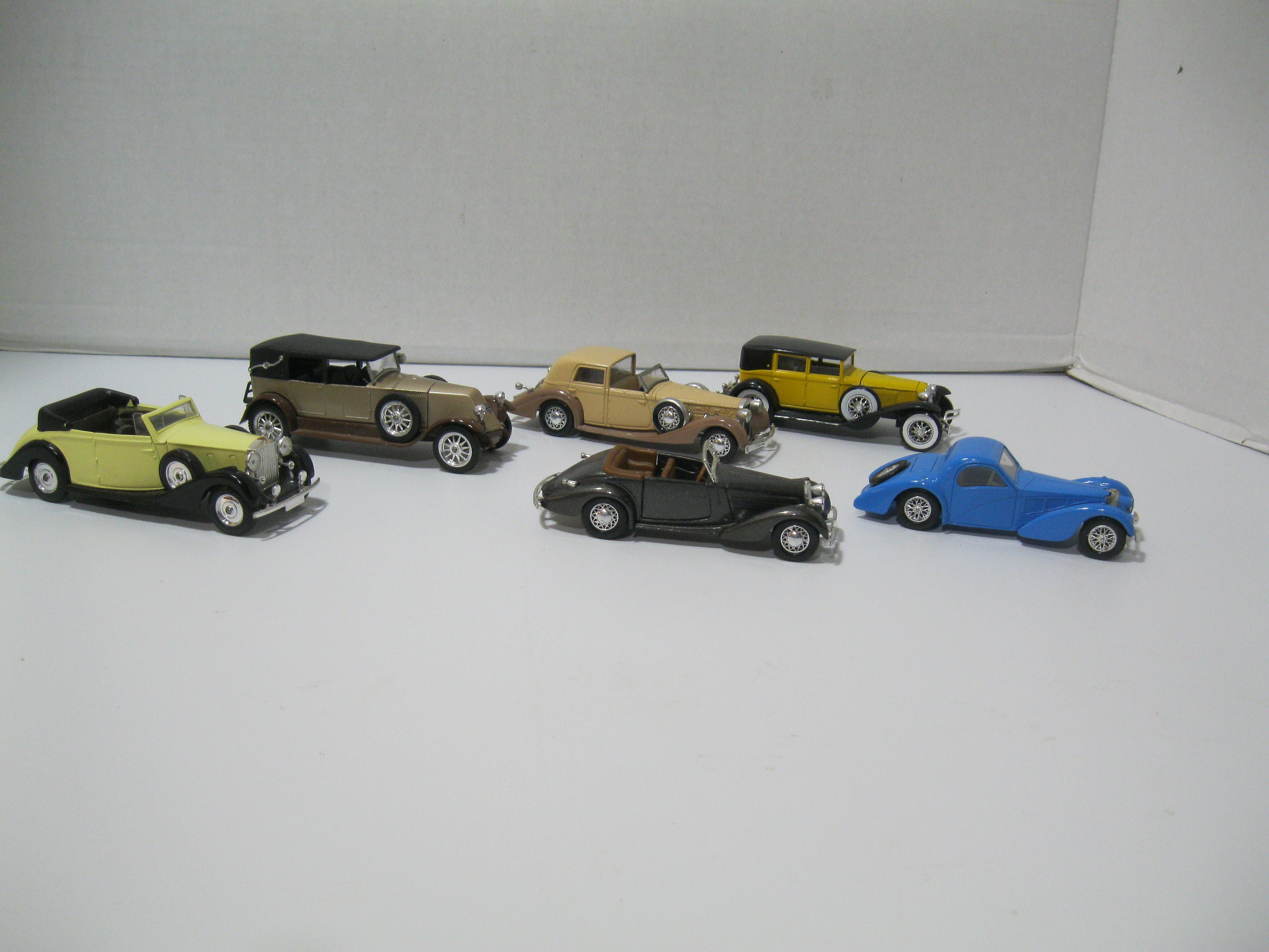 Art & Collectibles Collectibles Vintage Solido Diecast Toy Cars Set of ...