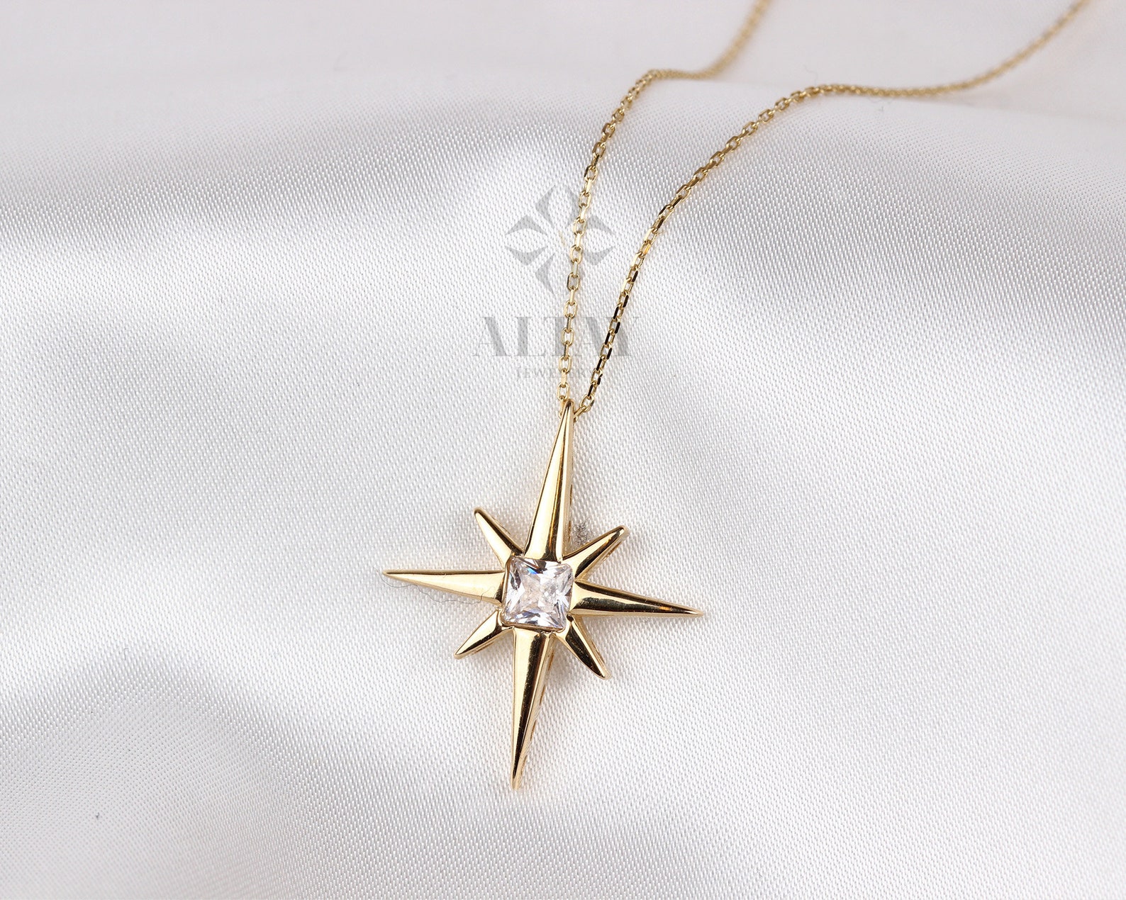 14K Gold North Star Necklace Celestial North Star Pendant - Etsy