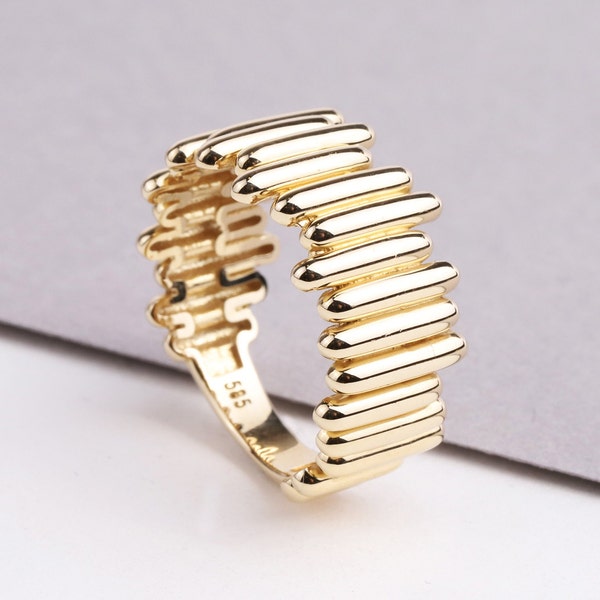Minimalist Gold Ring - Etsy