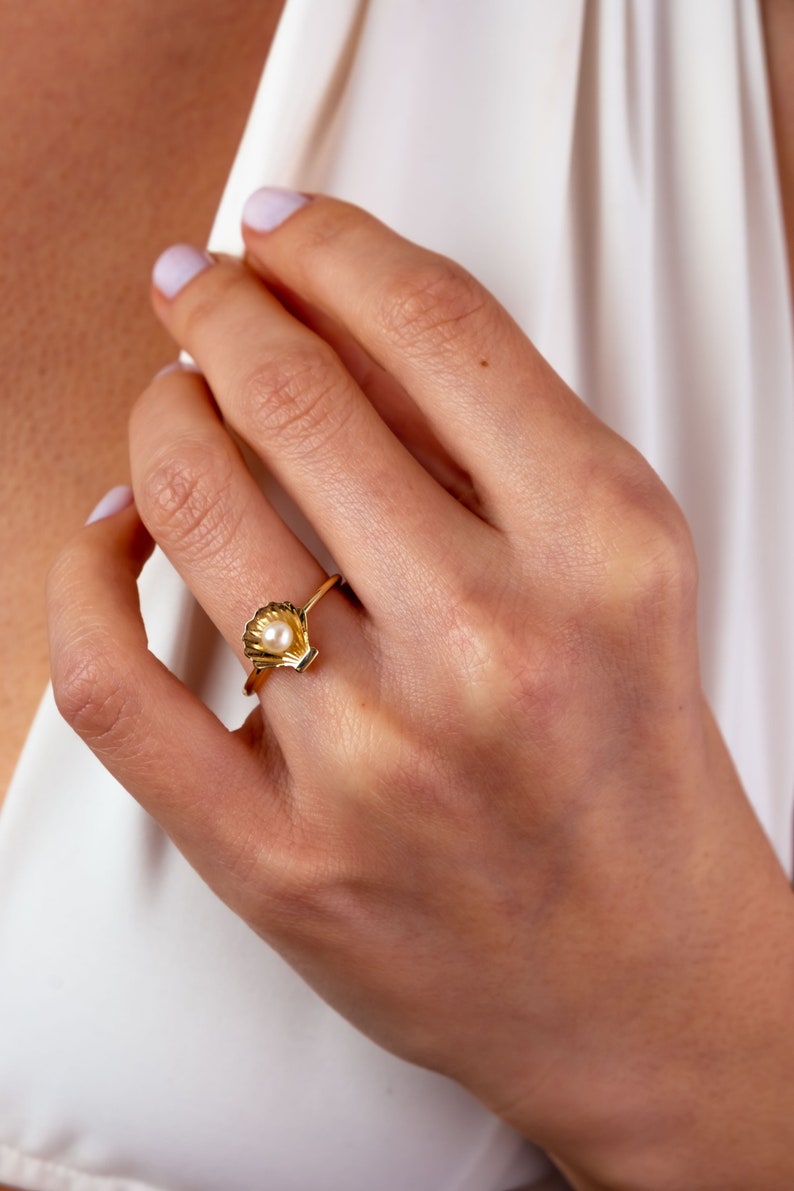 14K Gold Seashell Pearl Ring Gold Shell Ring Dainty Gold - Etsy