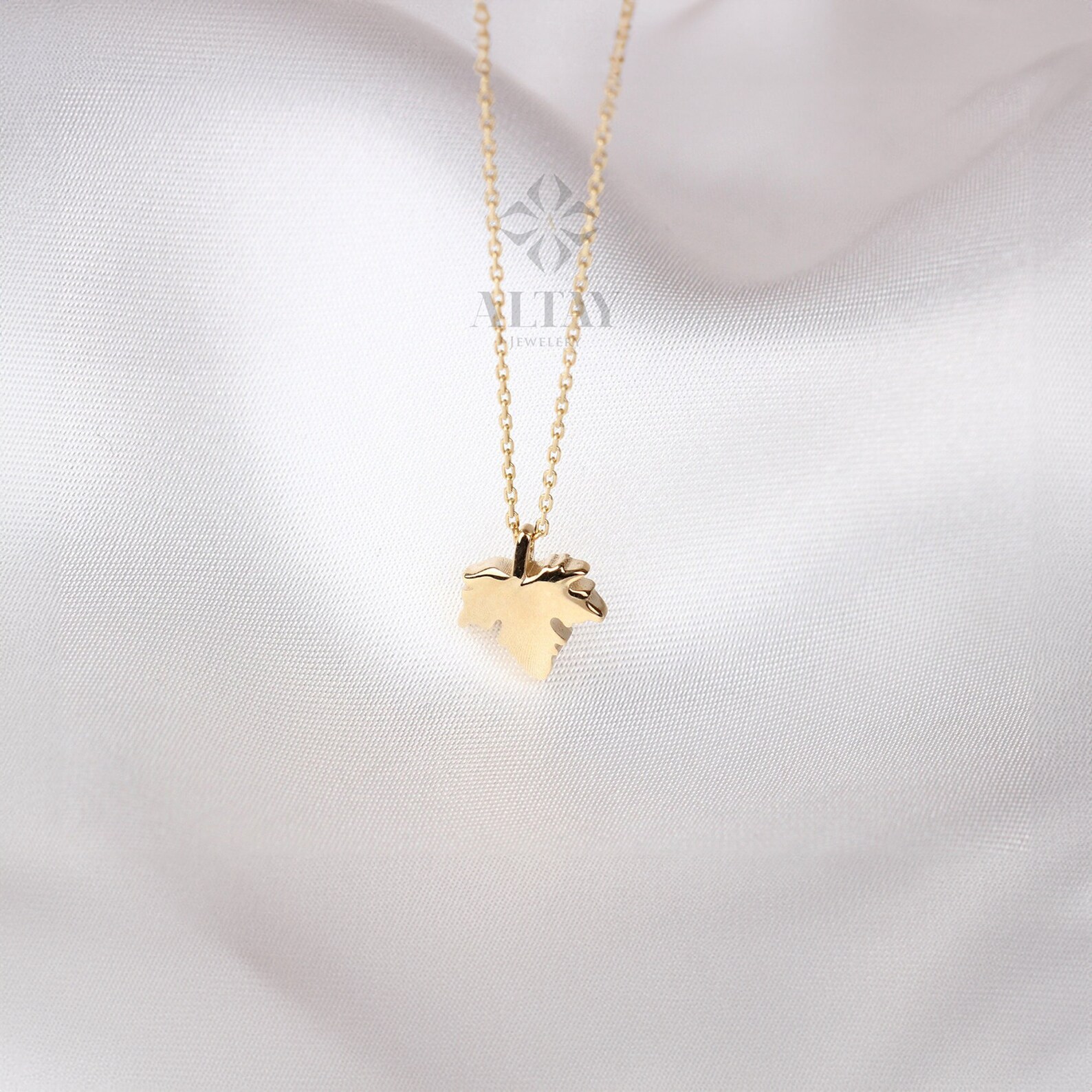 14K Gold Maple Maple Leaf Necklace, Custom Canadian Maple Leaf Pendant ...
