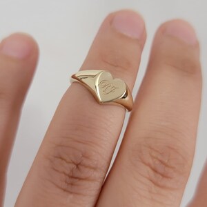 14k Solid Gold Signet Ring, Heart Signet Ring, Gold Personalized Jewelry, Engravable Heart Ring ...