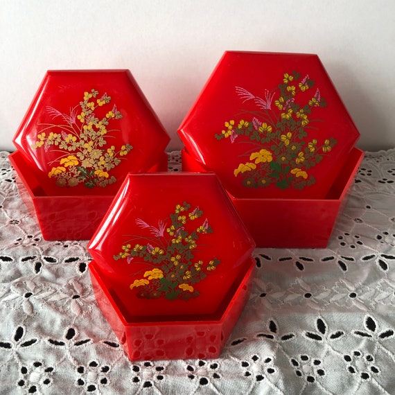 vintage 3 hexagonal plastic - Gem