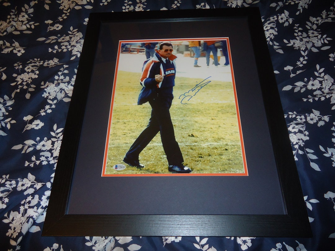 Mike Ditka Autographed 11x14 Photo Framed And Matted Chicago Bears Middle Finger Bird Etsy