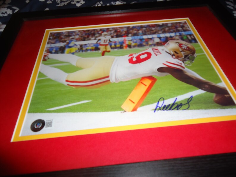 Deebo Samuel Autographed 8x10 Photo Framed & Matted San Francisco 49ers ...