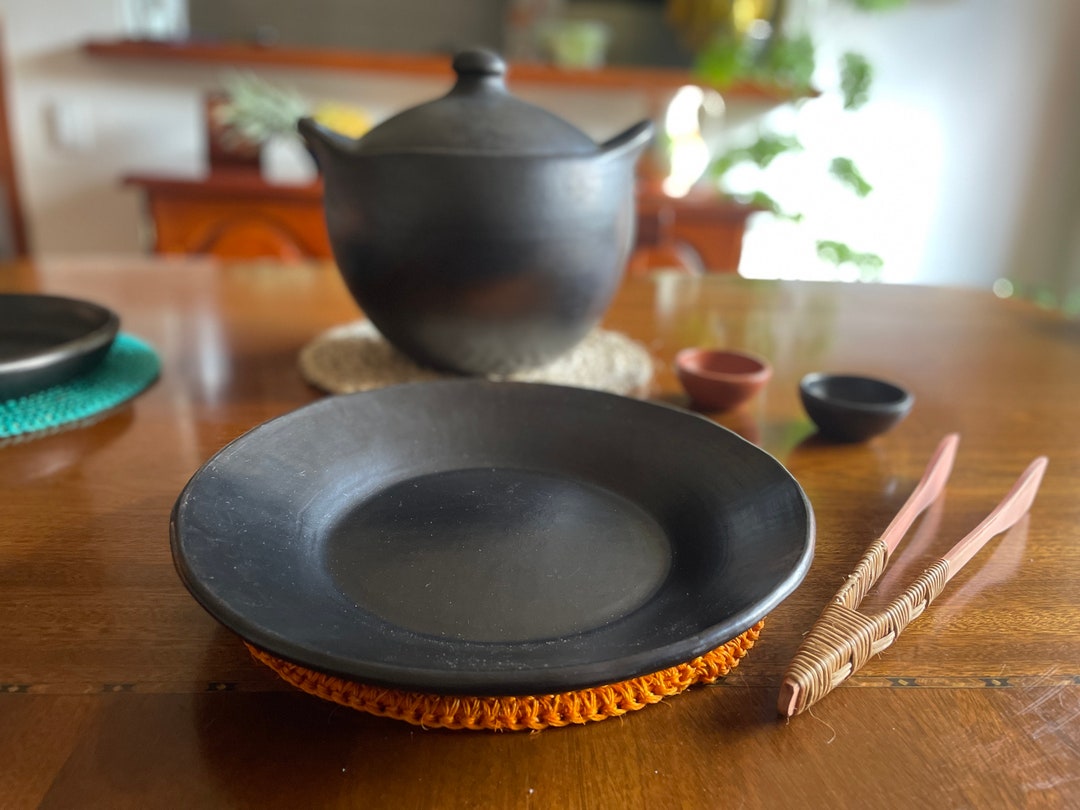 Dinner Round Serving Dish Black Clay Plate Diameter 8.5 Black Clay 100% ...