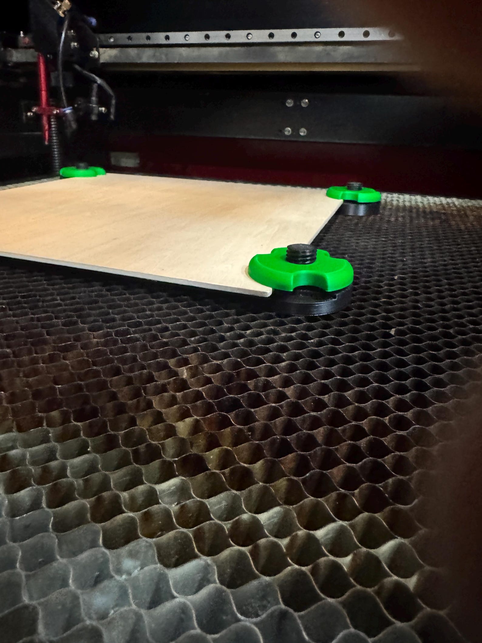 Magneriser™ Anti-flashback Magnetic Riser for CO2 Lasers - Etsy