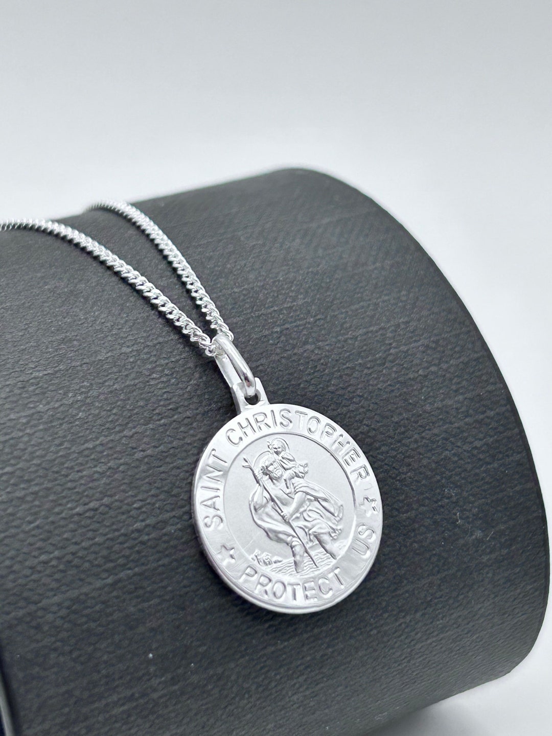 925 Sterling Silver Saint Christopher Pendant Necklace | Round St ...
