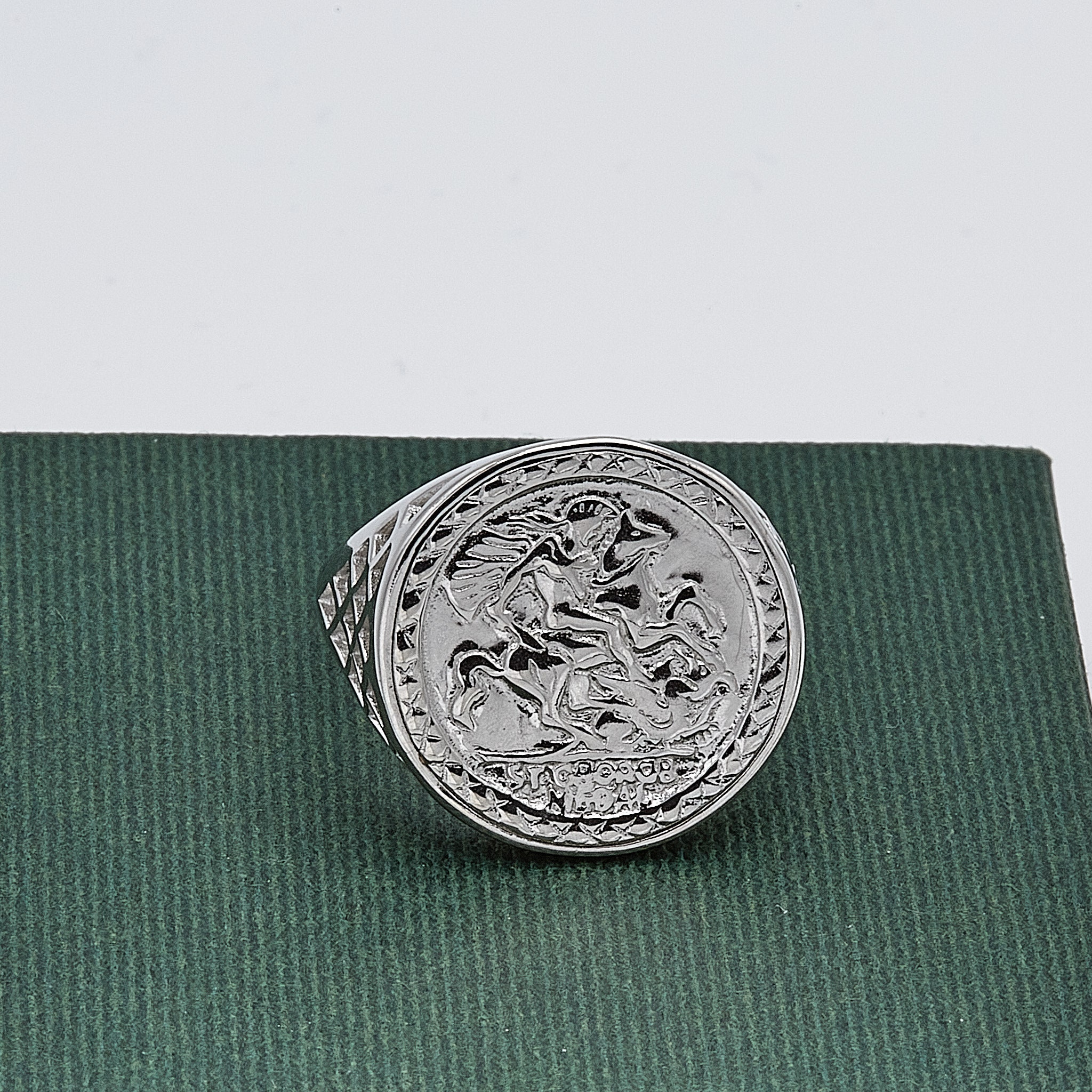 925 Sterling Silver Mens Saint George Sovereign Ring | Traditional ...