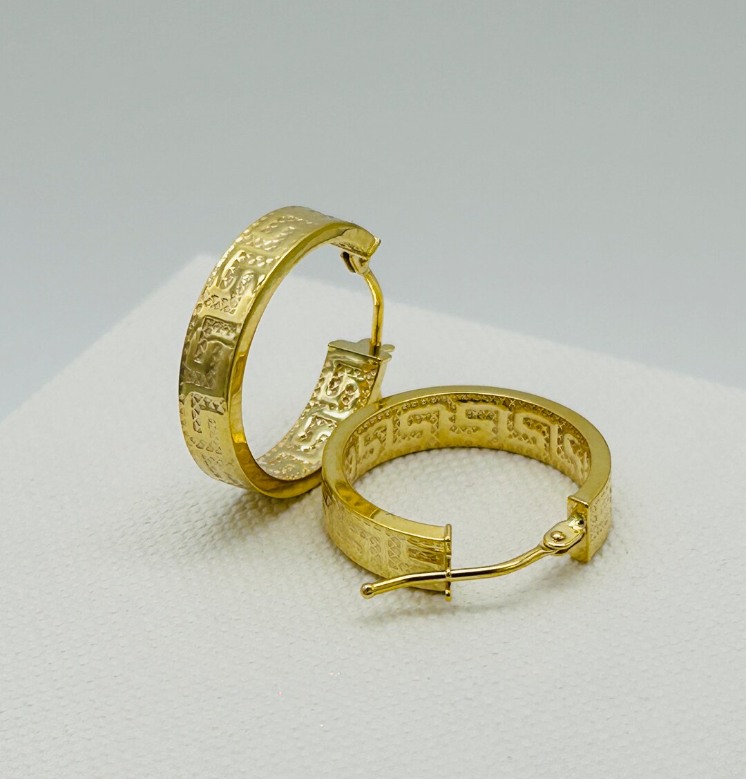 9ct Yellow Gold 18mm Greek Key Hoop Earring 4mm Width Round Hoop 18mm ...