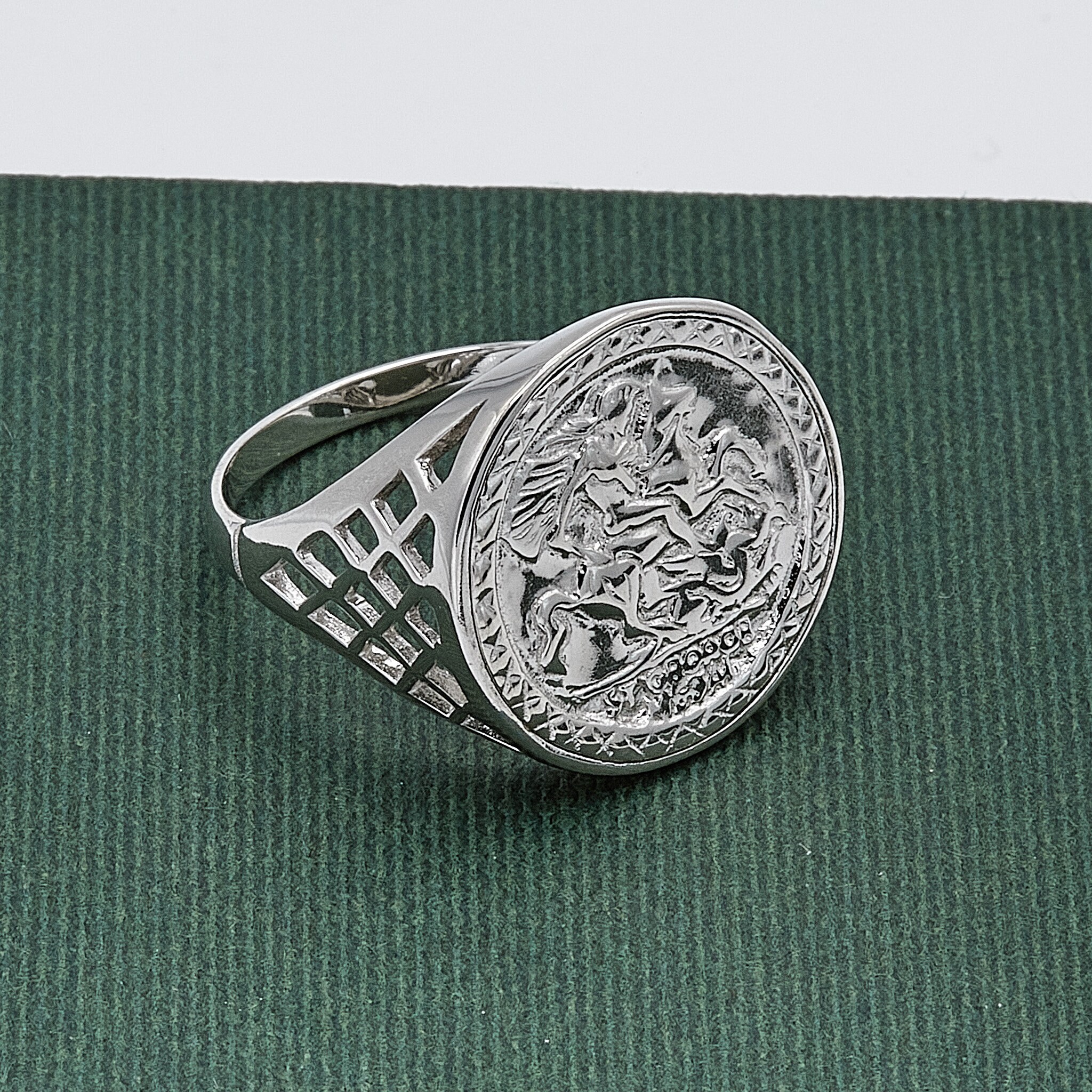 925 Sterling Silver Mens Saint George Sovereign Ring | Traditional ...