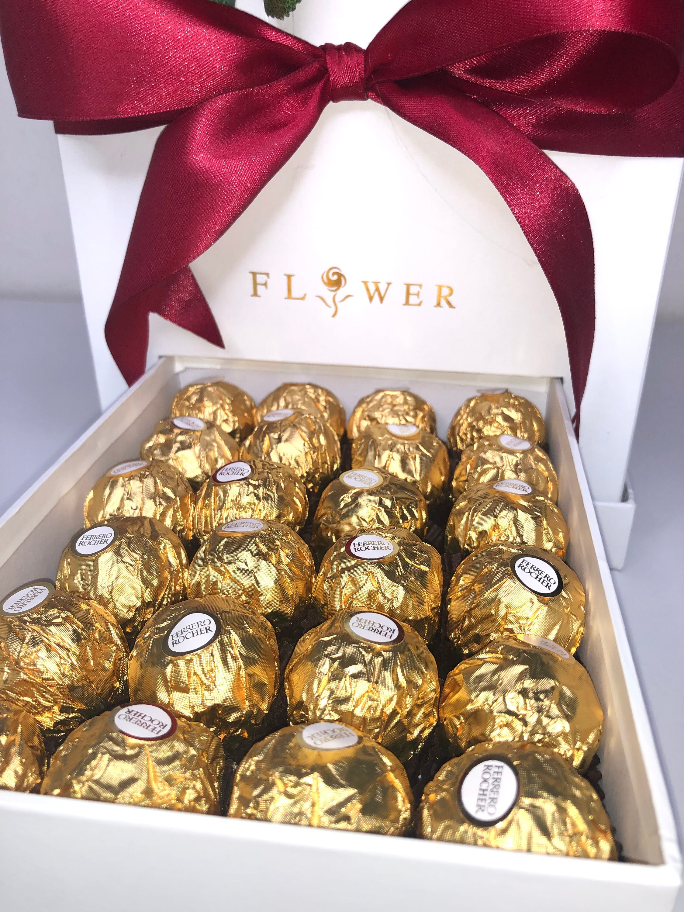 Luxury Box Ferrero Rocher & Flowers Chocolate Box - Etsy