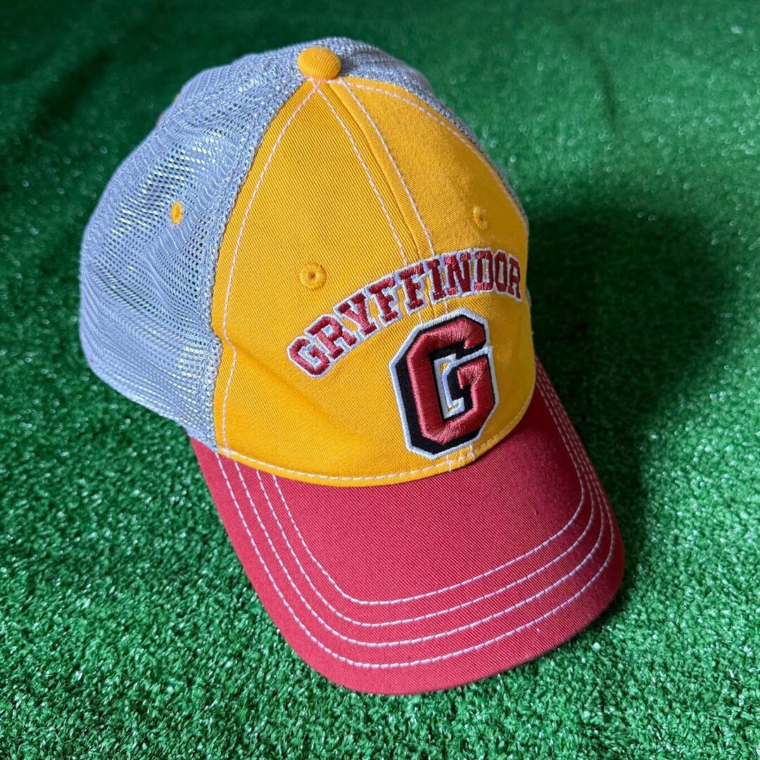 Harry Potter Gryffindor Team Captain Universal Studios Mesh Trucker Cap ...