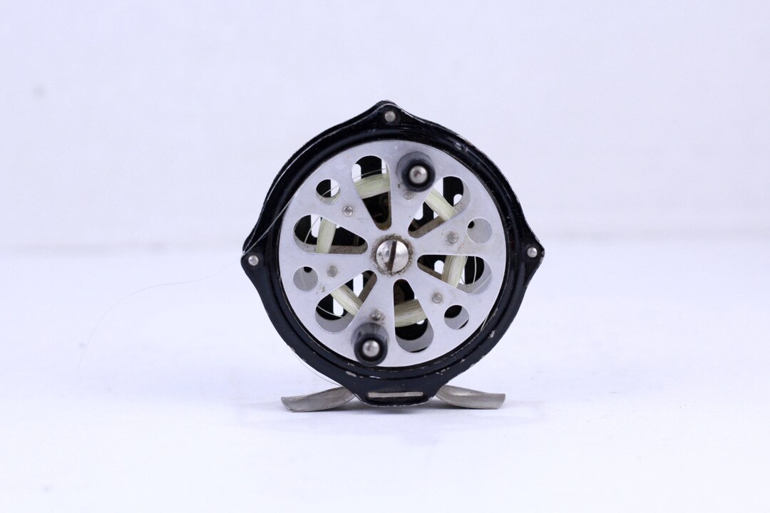Traditional Fishing Reel 1960s, Vintage - Etsy