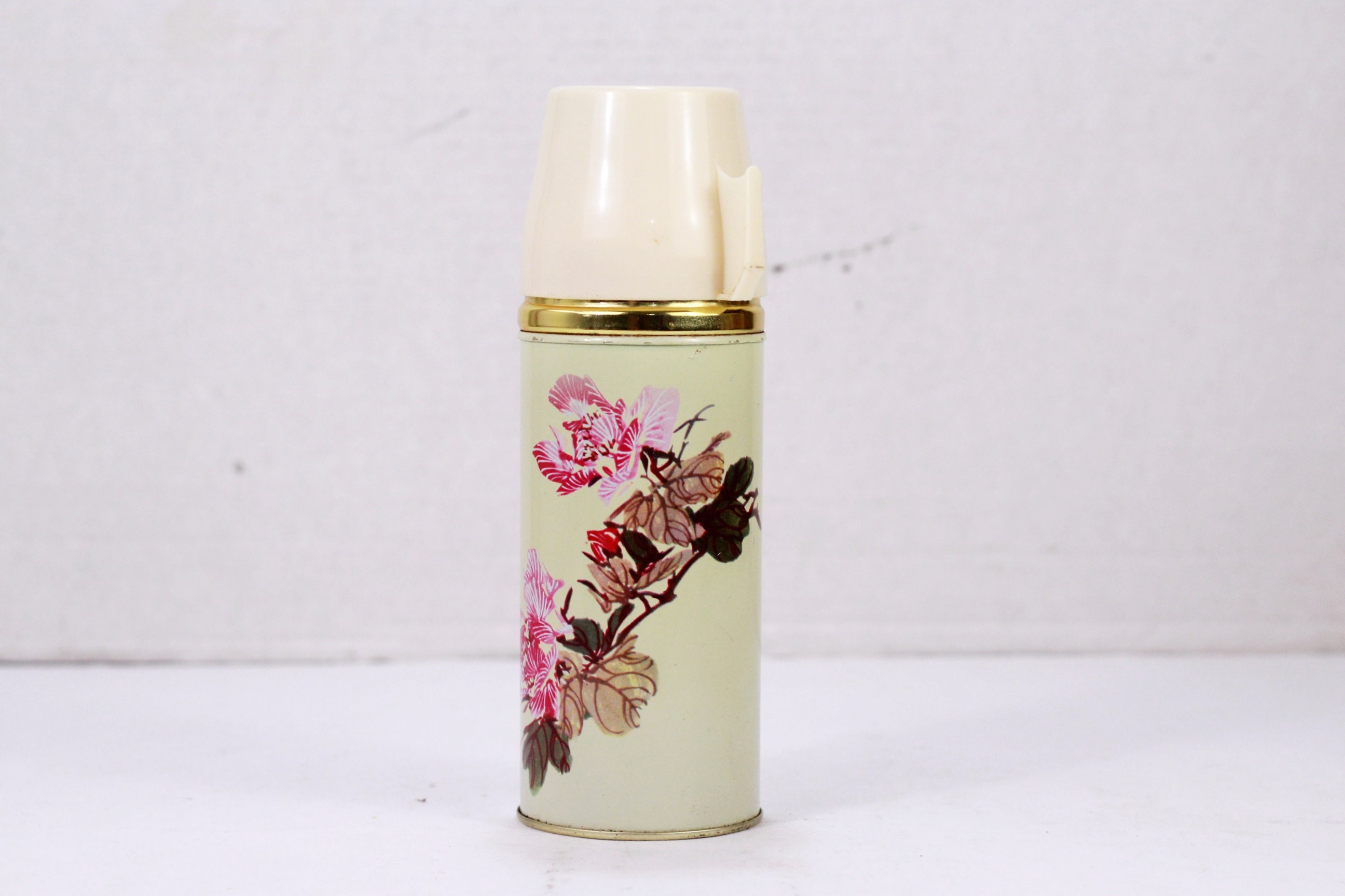 Small Vacuum Thermos With Plastic Stopper and Cup, Camping Coffee Flask ...