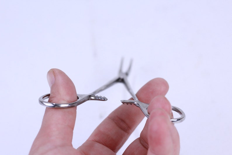Vintage Surgical Scissors Medical Tool - Etsy