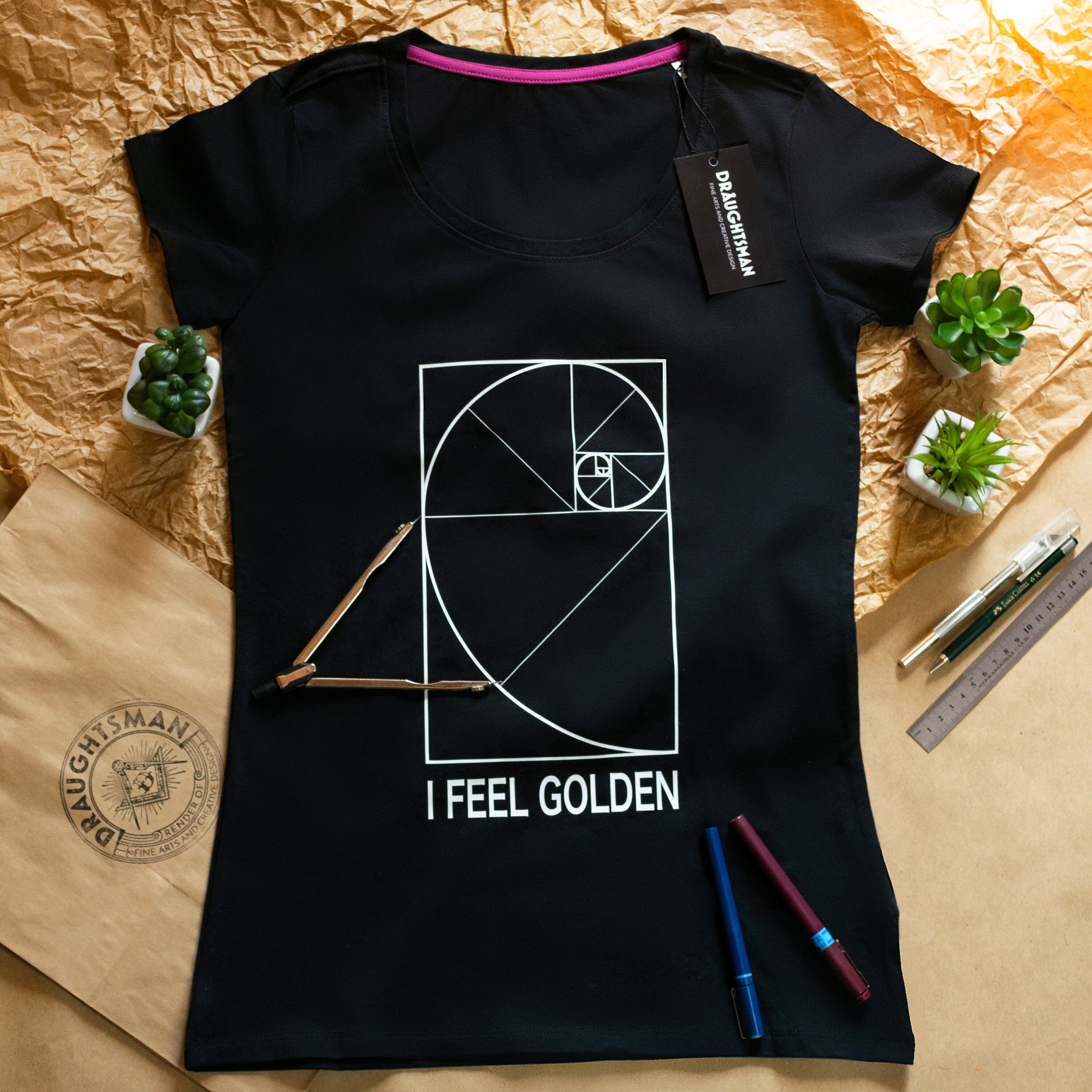 Womens T-shirt i Feel Golden. T-shirts for Women - Etsy