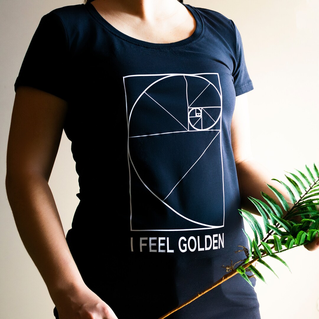 Womens T-shirt i Feel Golden. T-shirts for Women - Etsy