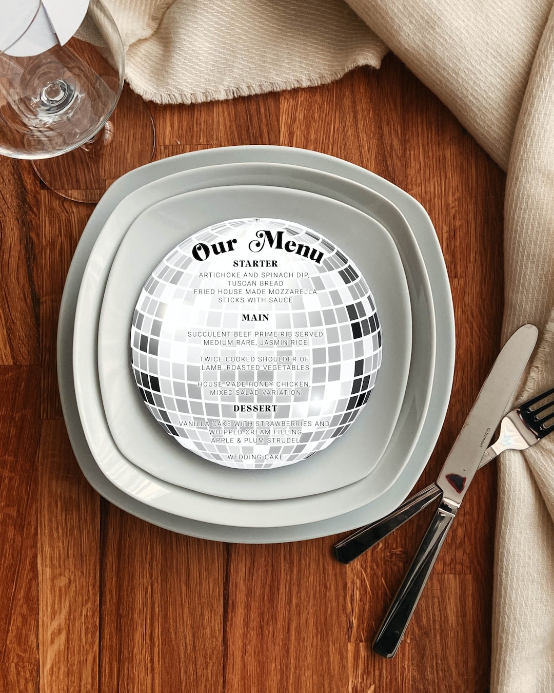 Round Menu Card for Dinner Table or Bar for Any Occasion: Retro Wedding ...