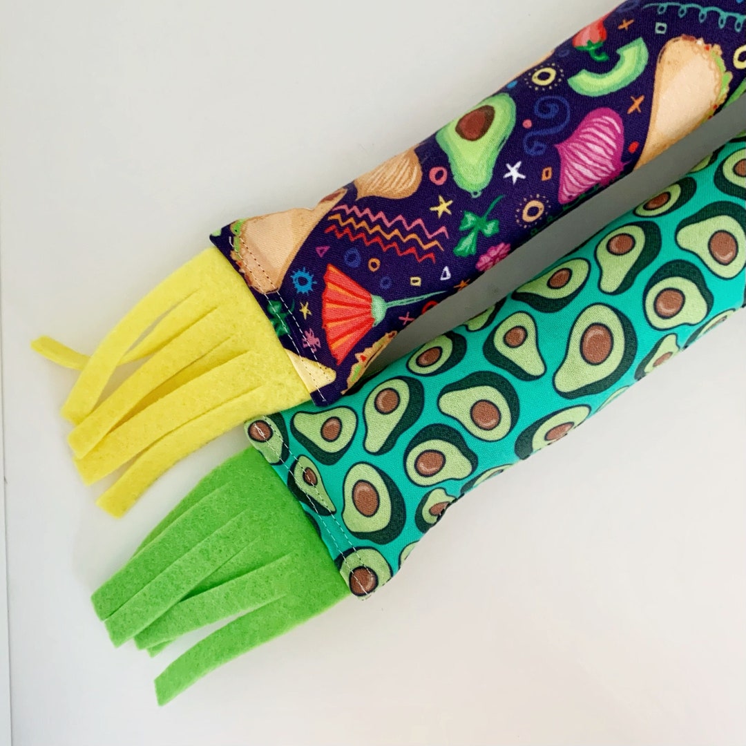 Cuddle Kickers 2 Pack Taco Lovers Print Kicker Cat Toycatnip Cat ...