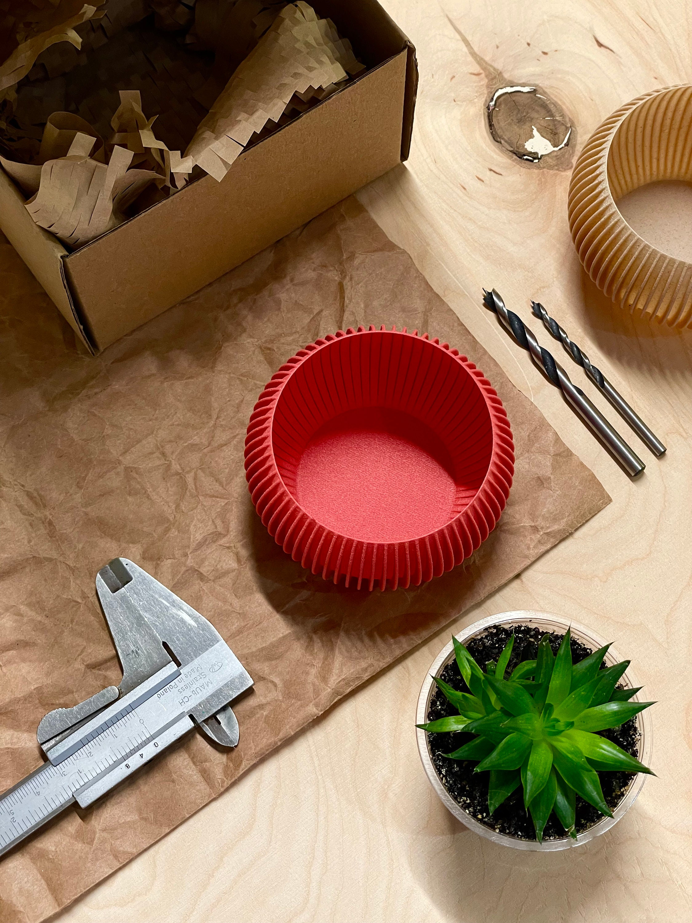 Medium Planter 71P01.500.RED / 3d Printed Plant Pot / Ecofriendly and ...