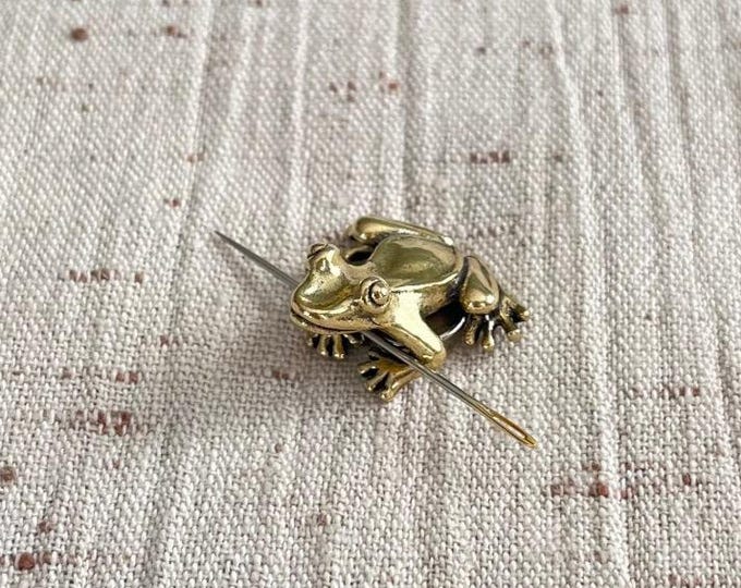 Mini Brass Frog Needle Minder Needle Nanny for Embroidery, Cross Stitch ...