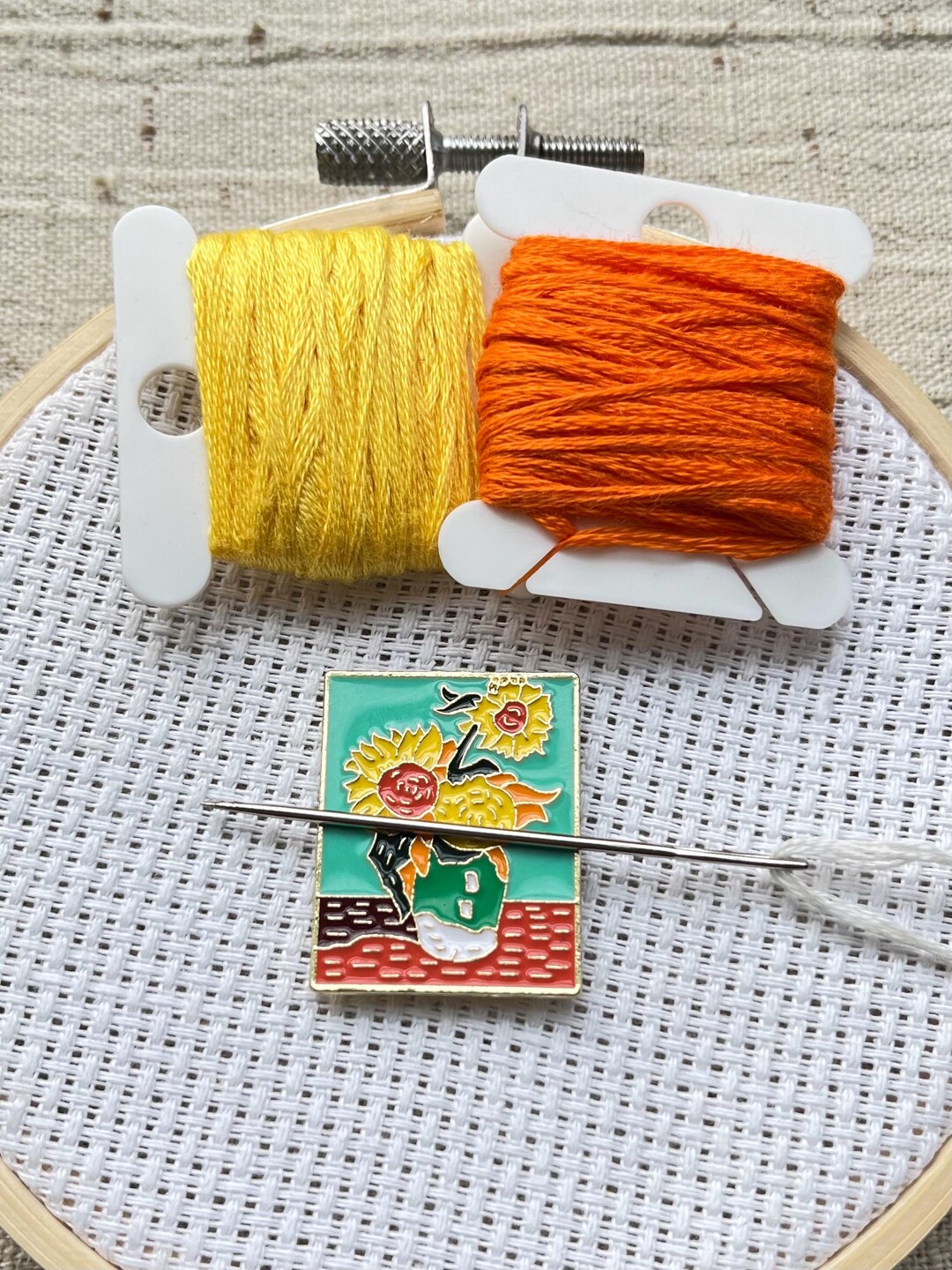 Reversible Sunflower Painting With Pallet Magnetic Needle Minder Nanny ...
