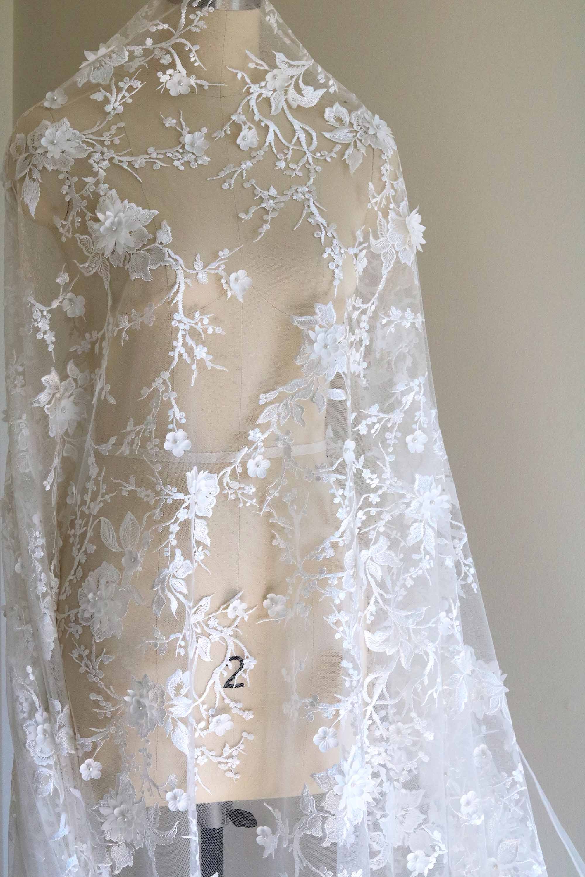M005 3D Lace Fabric for Wedding Dress, off White Floral Lace Fabric ...