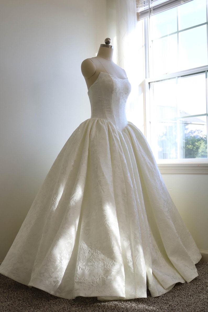 Jacquard Wedding Dress With Basque Drop Waist, Corset Back Cat Eye Ball ...