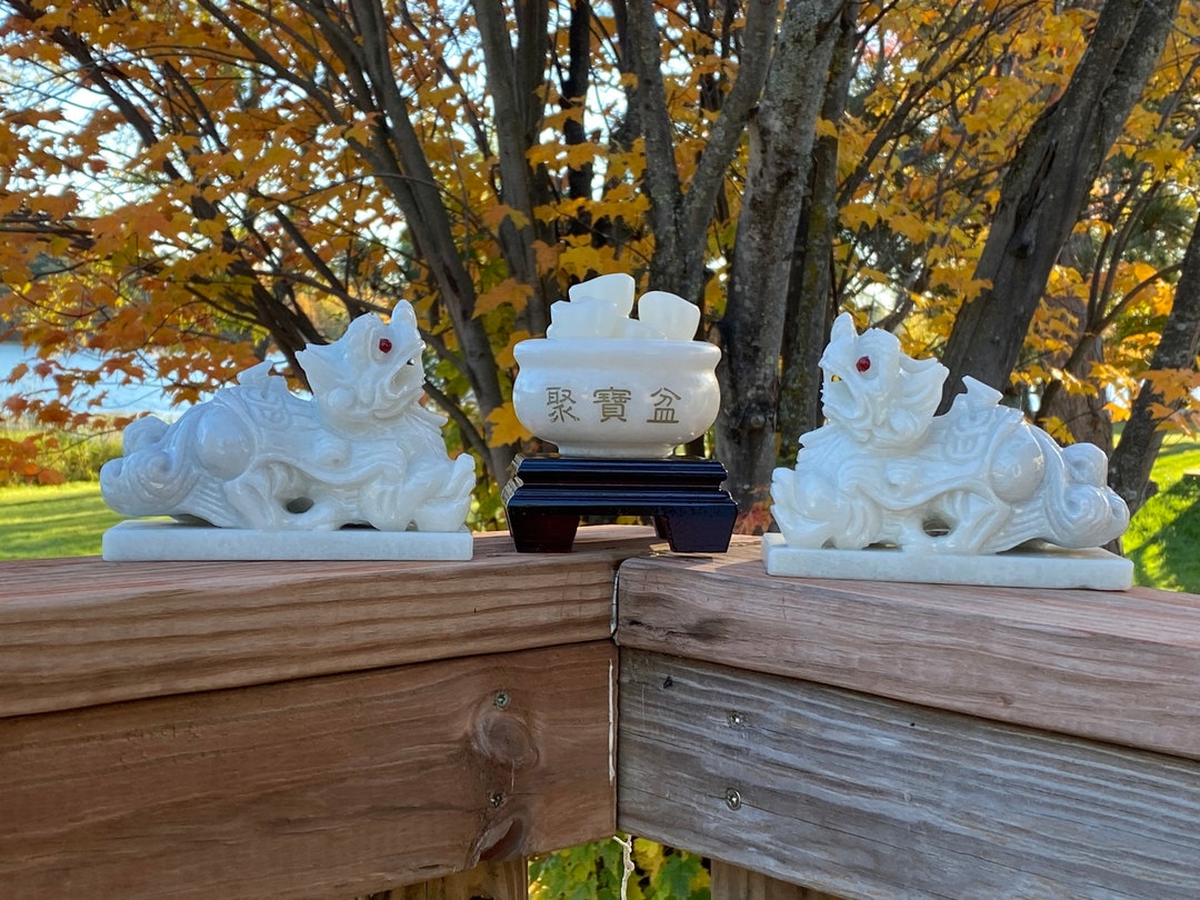 Pixiu and Basin Ingots White Stone & Crystals Composite Hand Carved ...