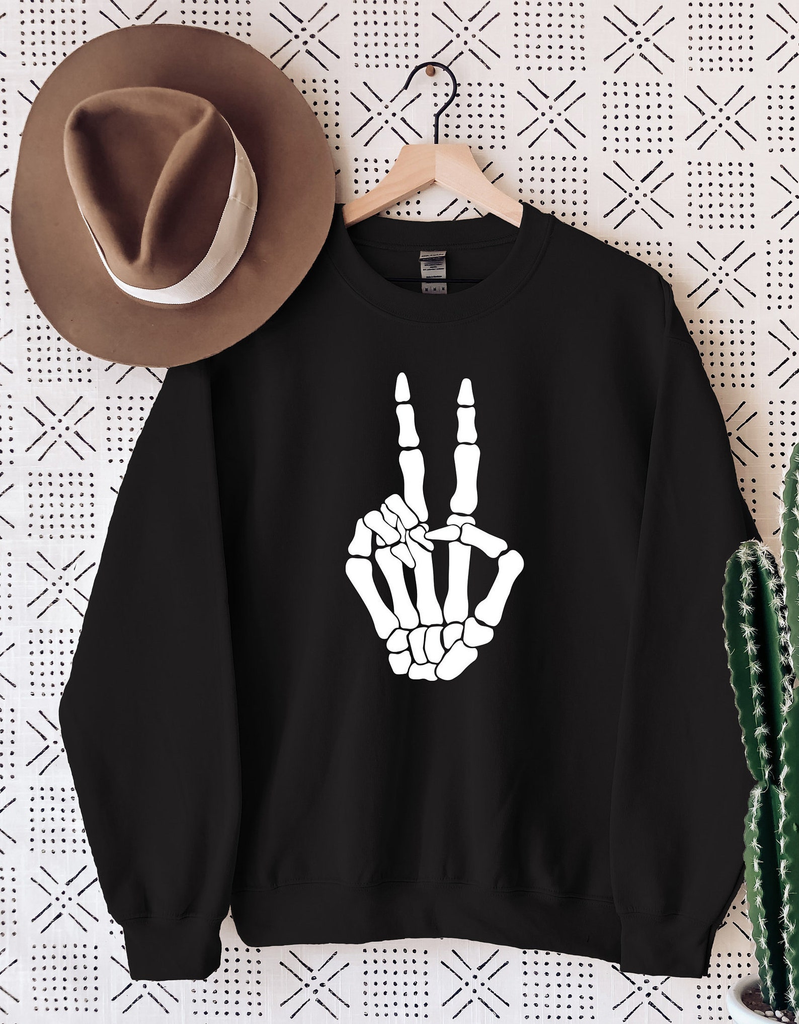 Skeleton Peace Sign Shirt Halloween Shirt Skeleton Hand - Etsy
