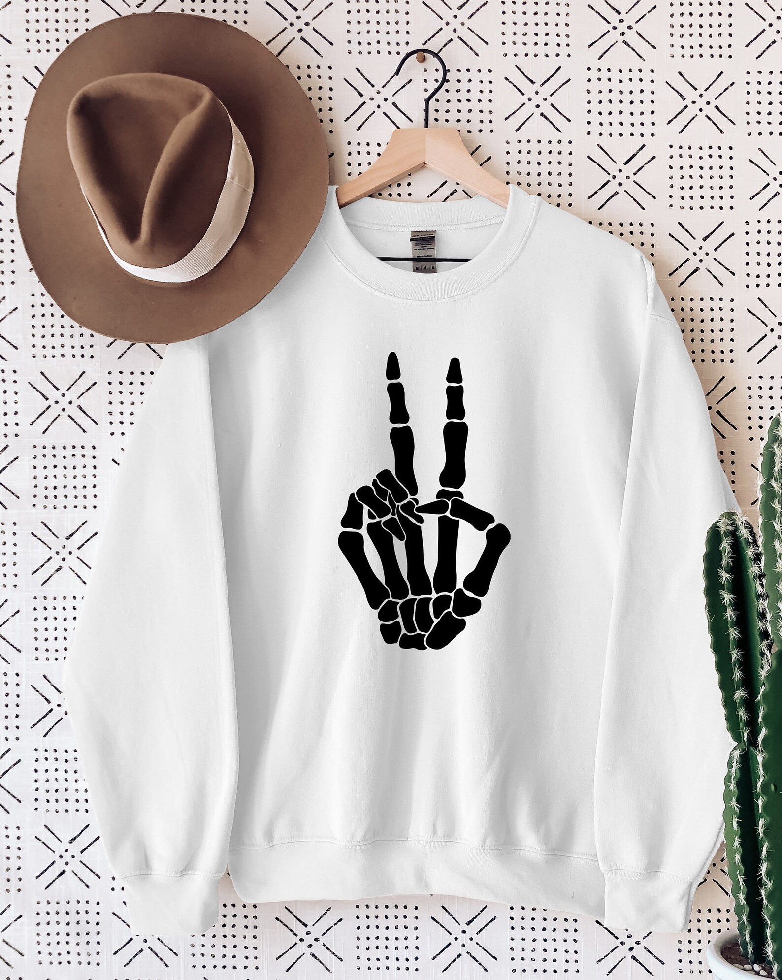 Skeleton Peace Sign Shirt Halloween Shirt Skeleton Hand - Etsy