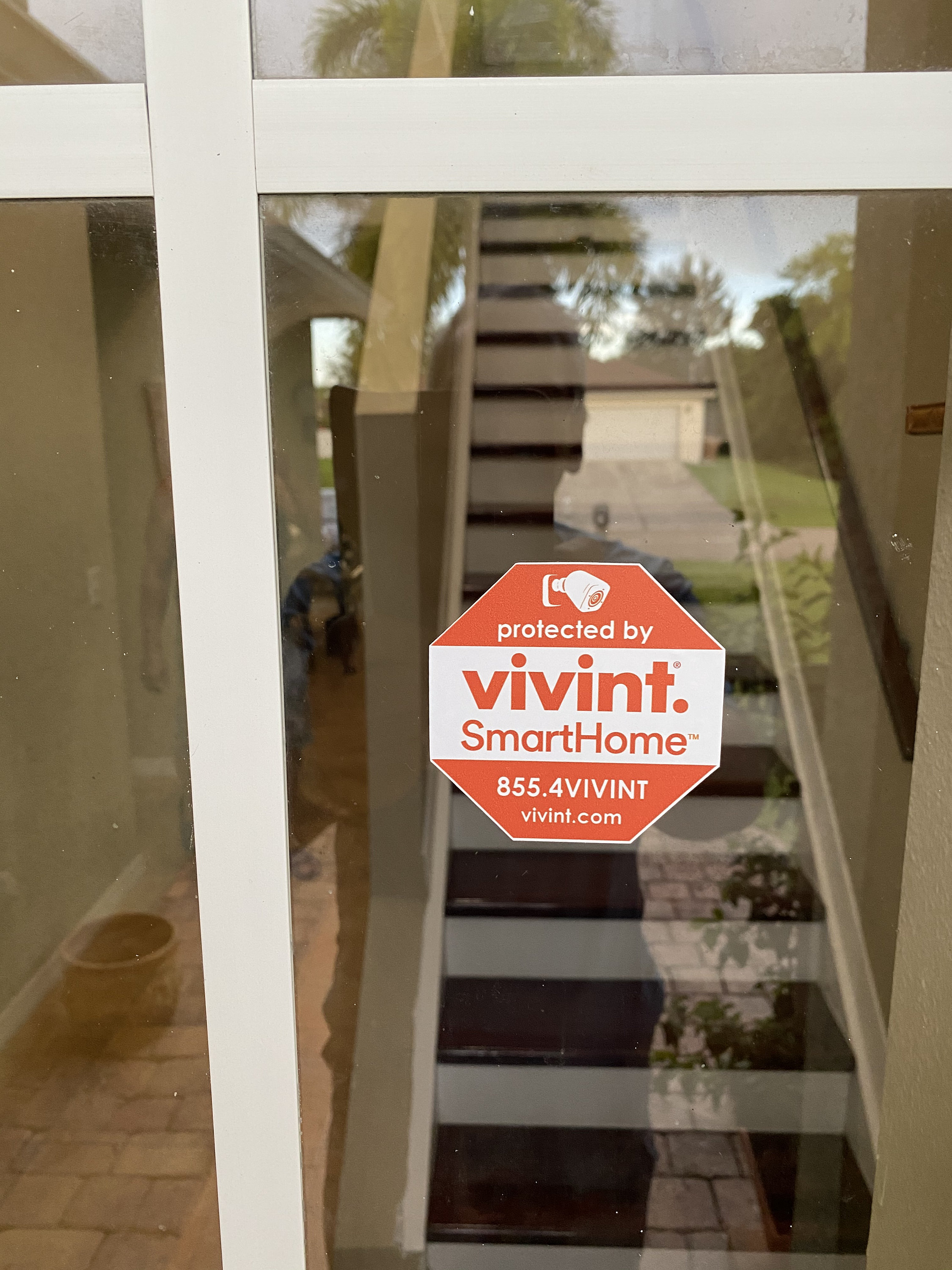 VIVINT Security Yard Sign 10'' X10'', 28'' Aluminum Pole 6 Window ...