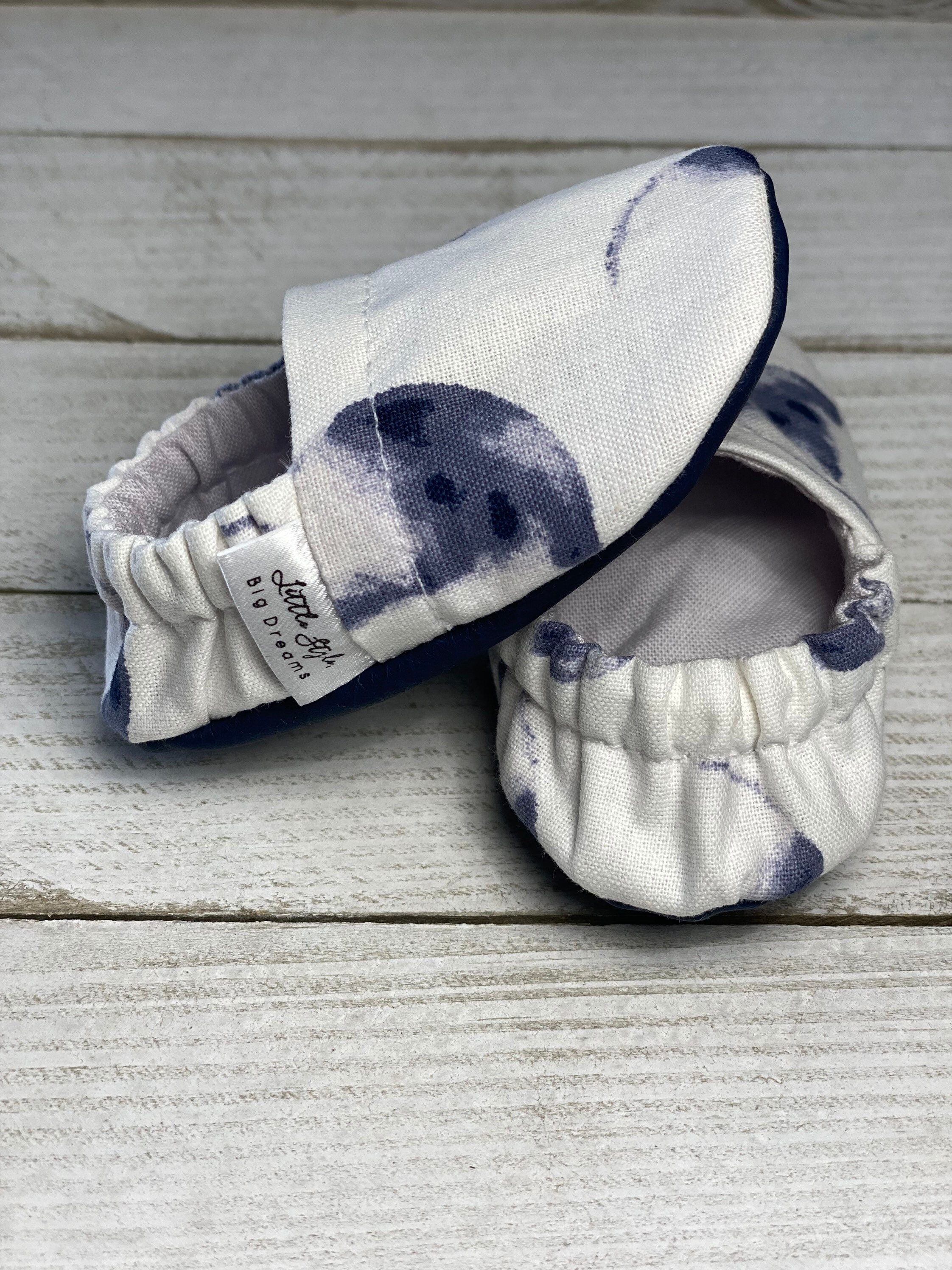 Reversible Cotton Baby Booties: Moon Phase Moccasins - Etsy