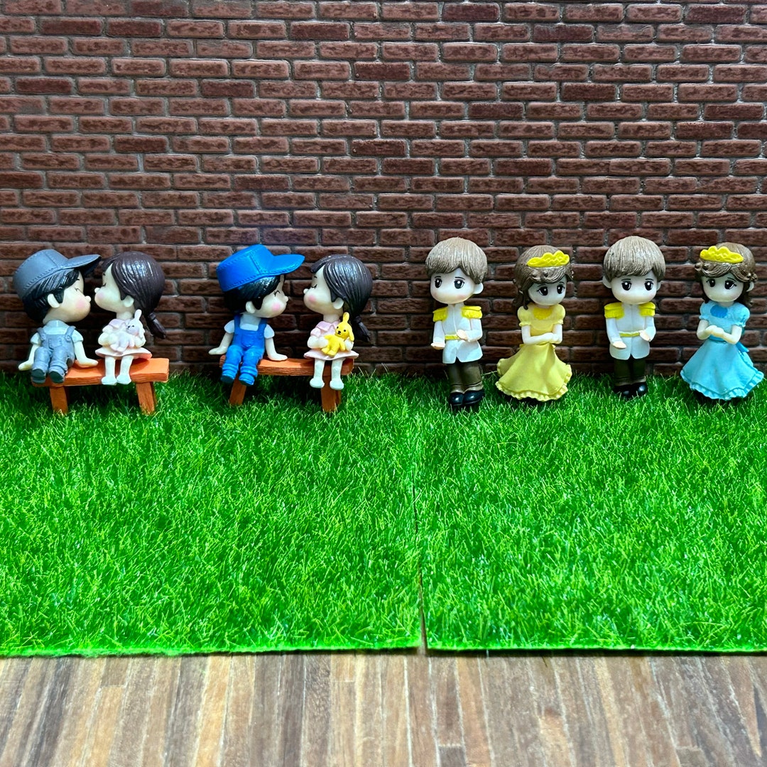 Pretty Little Figurines for Children. Couple and Small Bench. in Resin ...