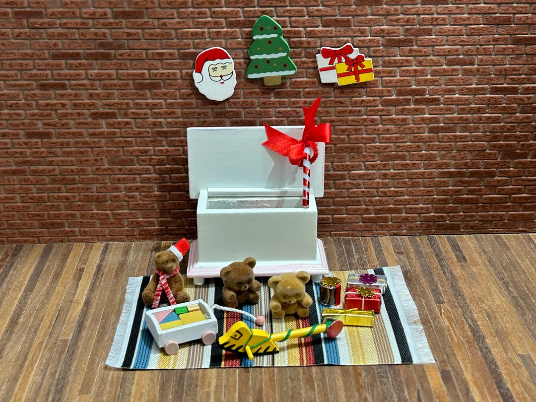 Christmas Little Toys Box Set. White and Pink. 1/12 Scale for Dolls ...