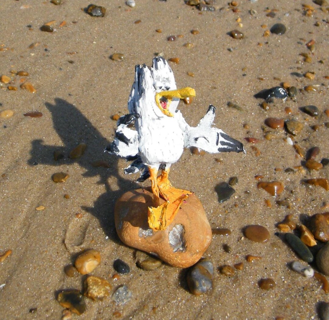 Steven Seagull ,sculpture-felixstowe Beach Origins -positive Vibes ...