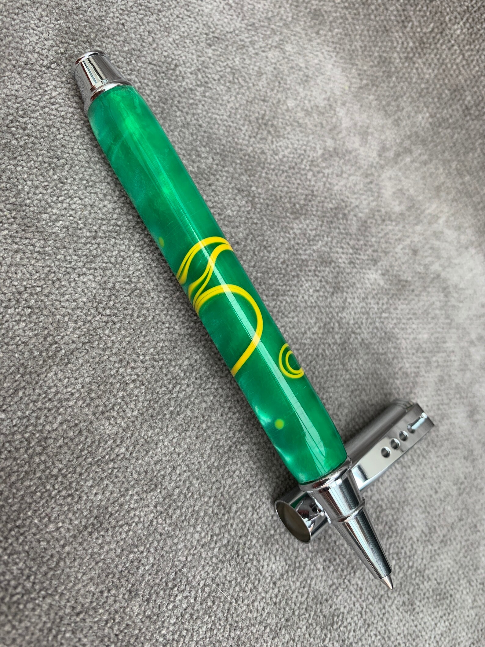 Handmade Pen. Bright Green Luxury Rollerball Pen. - Etsy