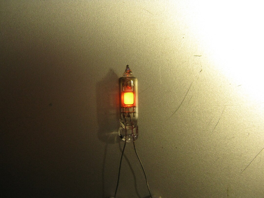 Lot of 100 Pcs IN-3 (ИН-3) Nixie Tubes Neon Bulbs for Clock, New ...