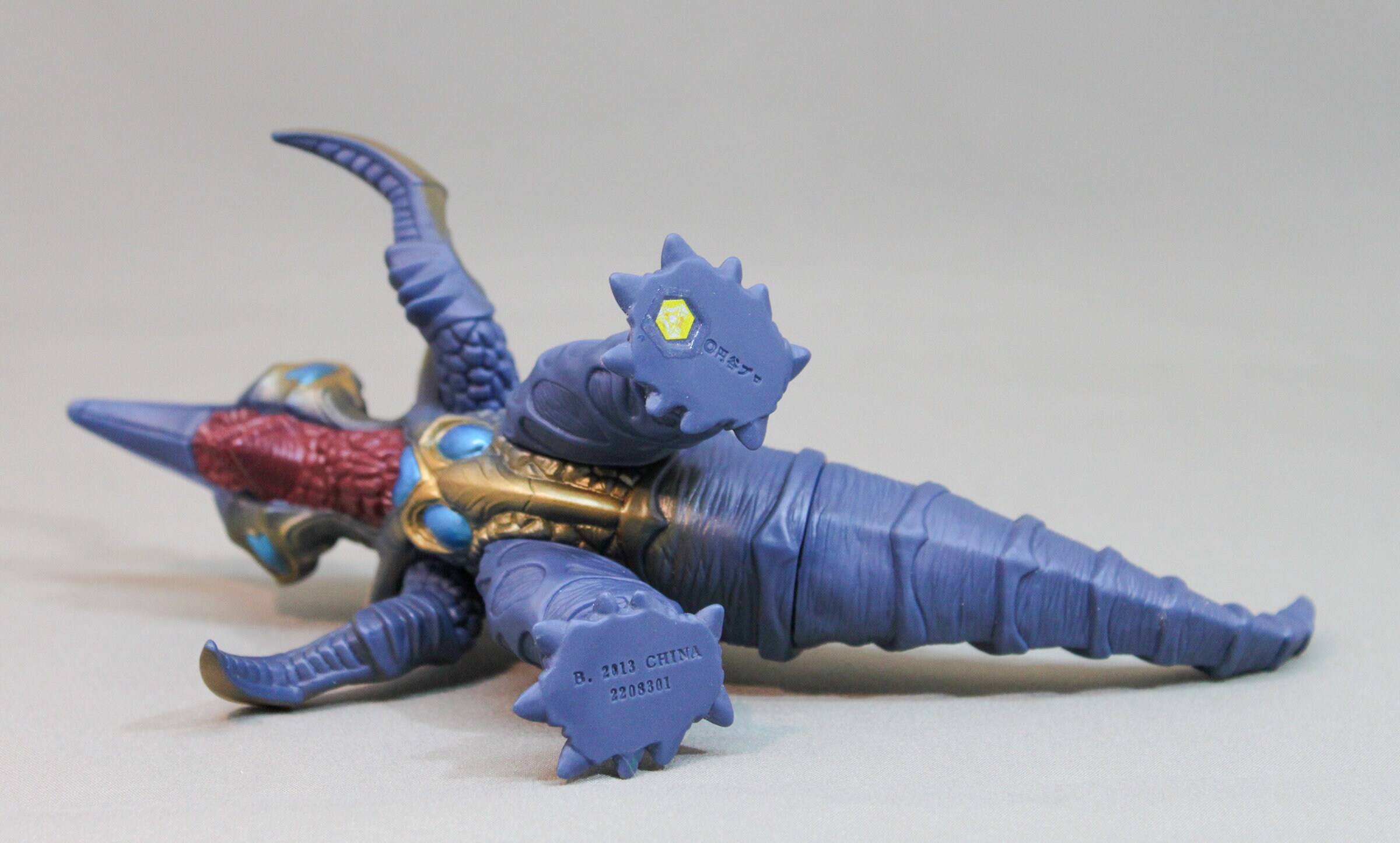 Space Battle Monster Super C.O.V. With Live Sign ultraman Soft Vinyl ...