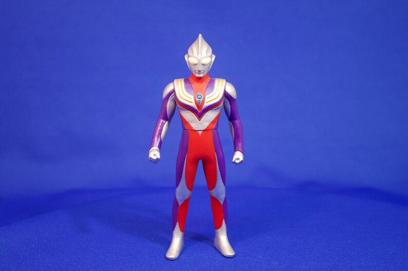 Ultraman Tiga With Live Signultraman Vinyl Soft Figure:used&cleaneds-s1 ...