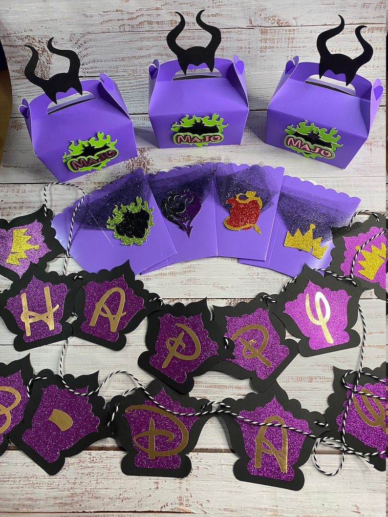 Descendants 3D Letters, Custom Party Decor, Nursery Name Sign - Etsy