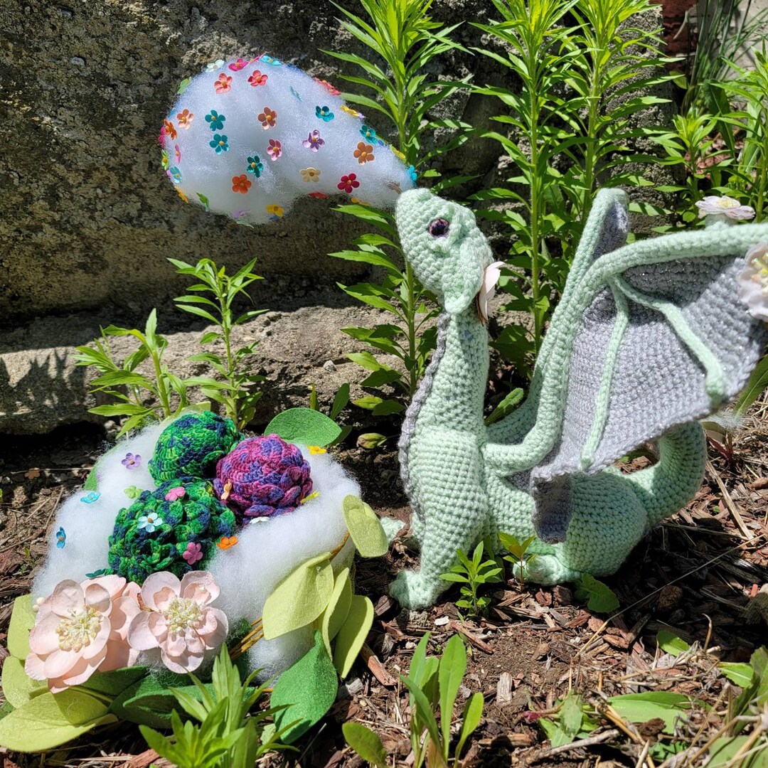 Springtime Dragon With Her Babies. Watch Momma Swaddle Her Eggs in the ...