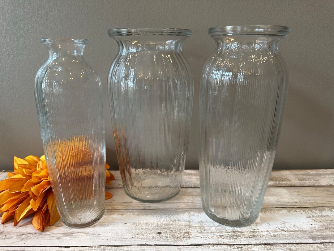 FTD - Vintage - Tall - Clear/ribbed - Vase - Average Height is 9" - 3 ...