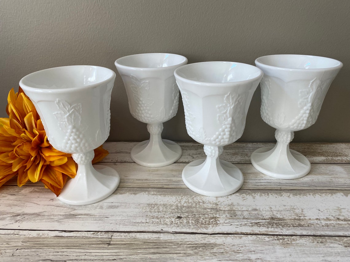 Vintage Indiana Glass Milk Glass Grape Pattern Tumblers - Etsy