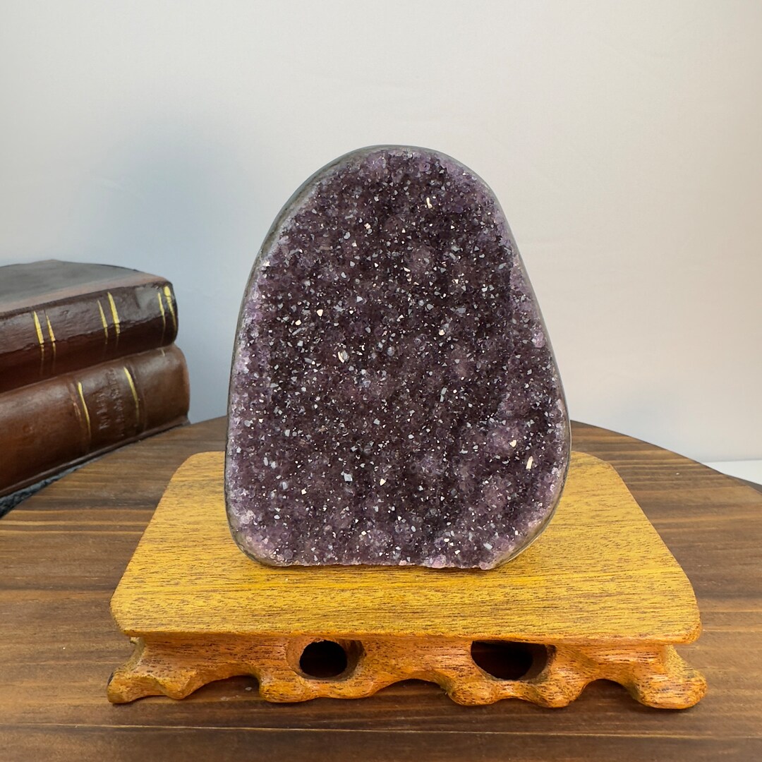 D1117 Galaxy Natural Red Amethyst Cluster | Cathedral Amethyst ...